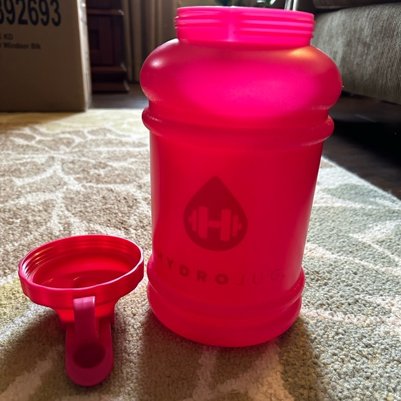 HydroJug | Kitchen | Hydrojug Half Gallon Jug | Poshmark